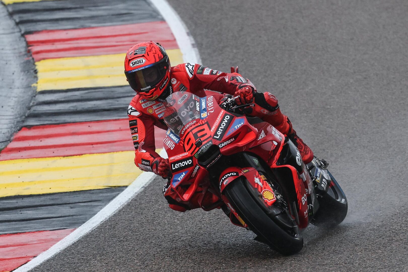 Marc Márquez vuelve a ser invencible: victoria al sprint en Alemania ...