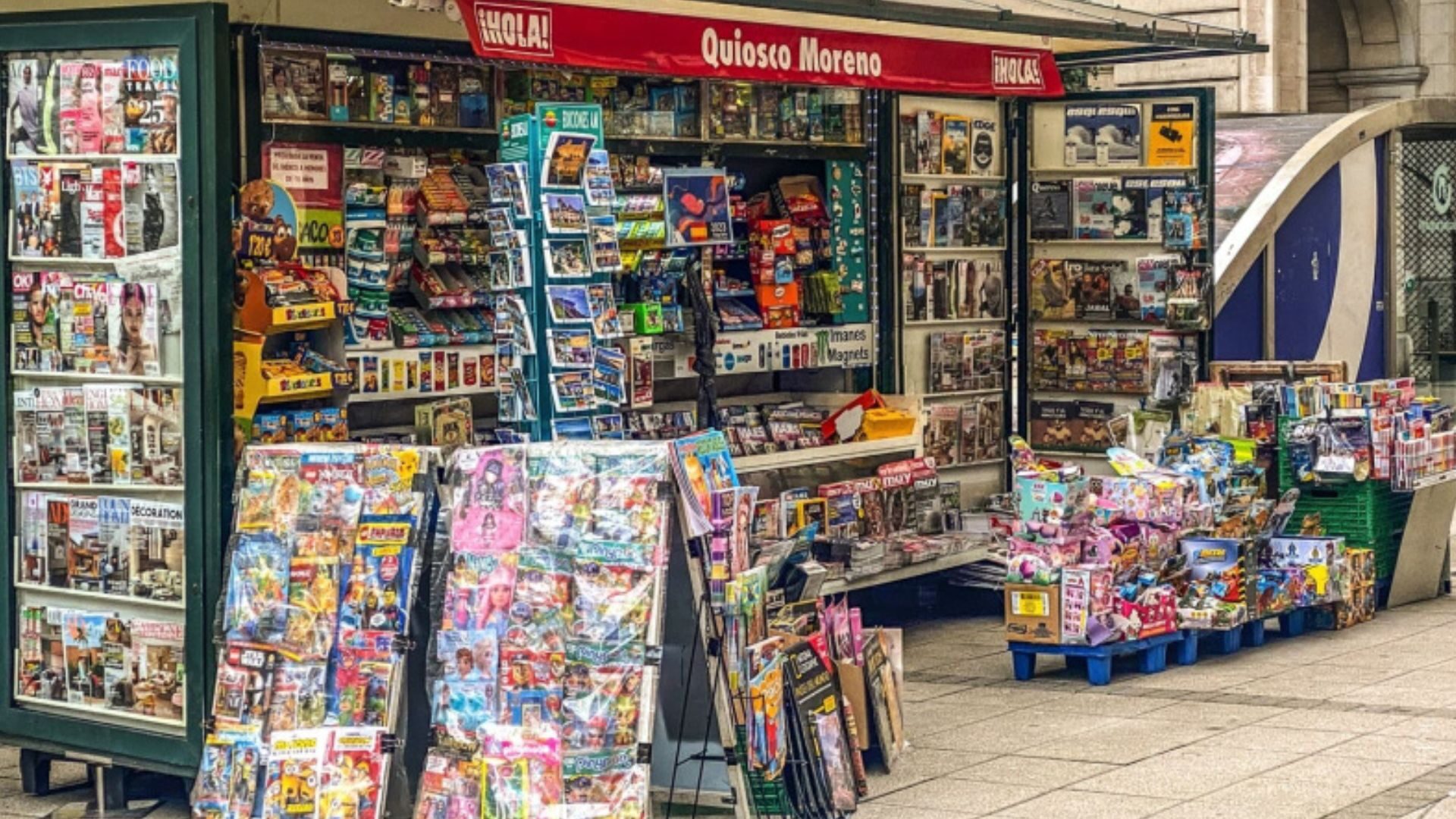 ¿Se escribe "quiosco" o "kiosco"? La RAE lo deja claro - Libertad ...