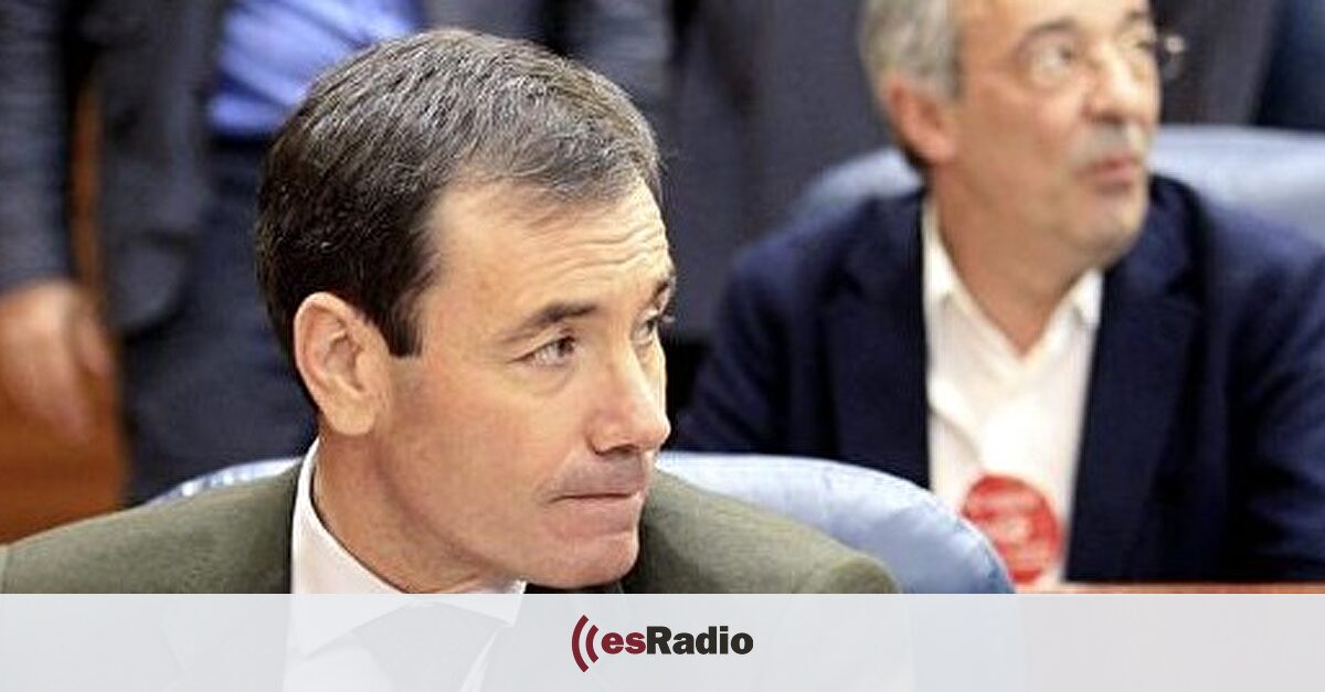 Sin Complejos Completo 14/02/15: La destitución de Tomás Gómez - esRadio