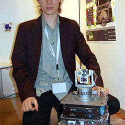 Un alumno de FP diseña un robot de vigilancia programable capaz de ...