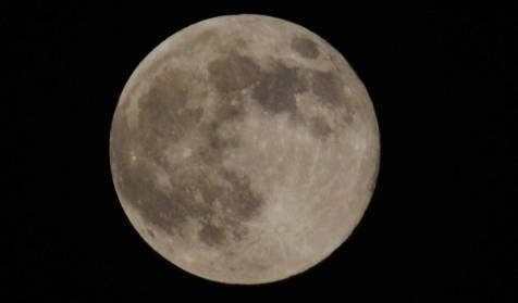 La Tierra pudo tener dos lunas hace millones de años - Libertad Digital